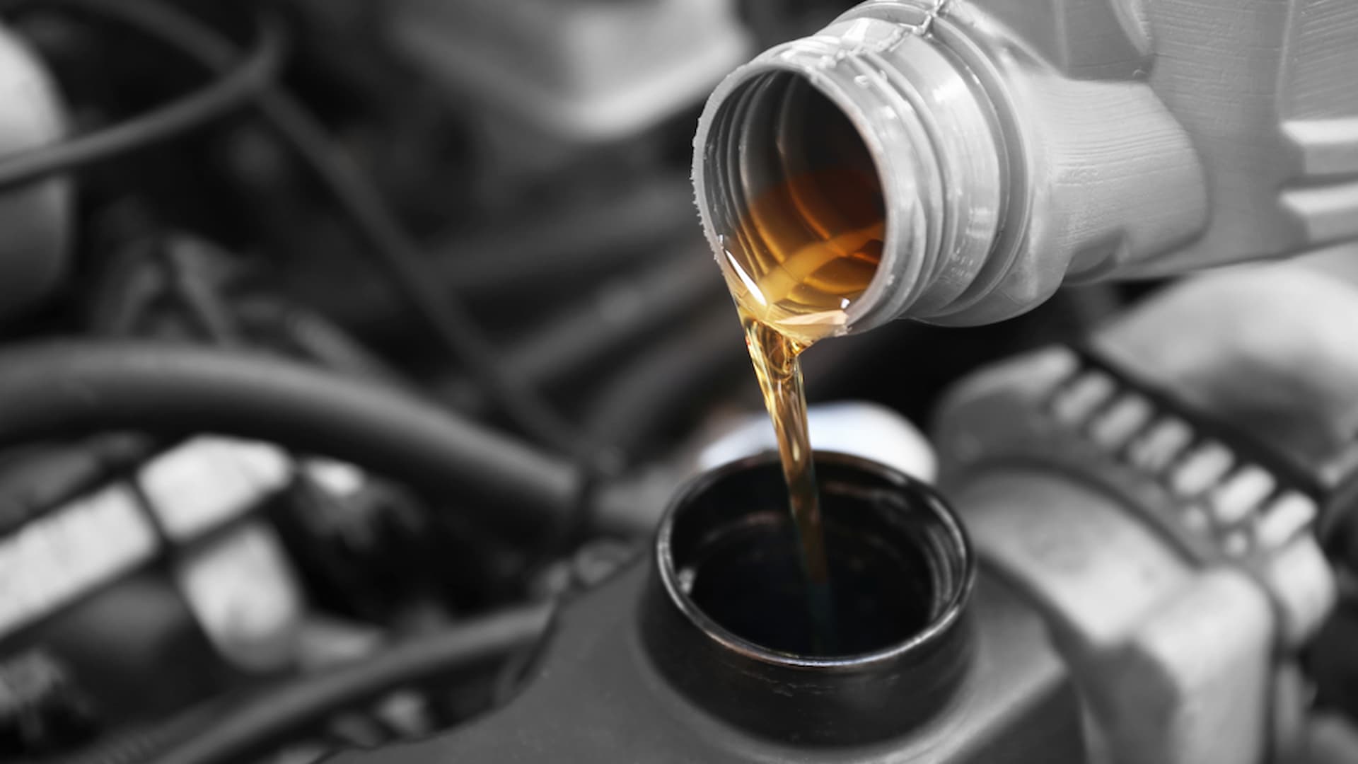 The 5W30 Oil Guide What It Is Uses FAQs RepairSmith The 5W30 Oil Guide What It Is Uses FAQs RepairSmith