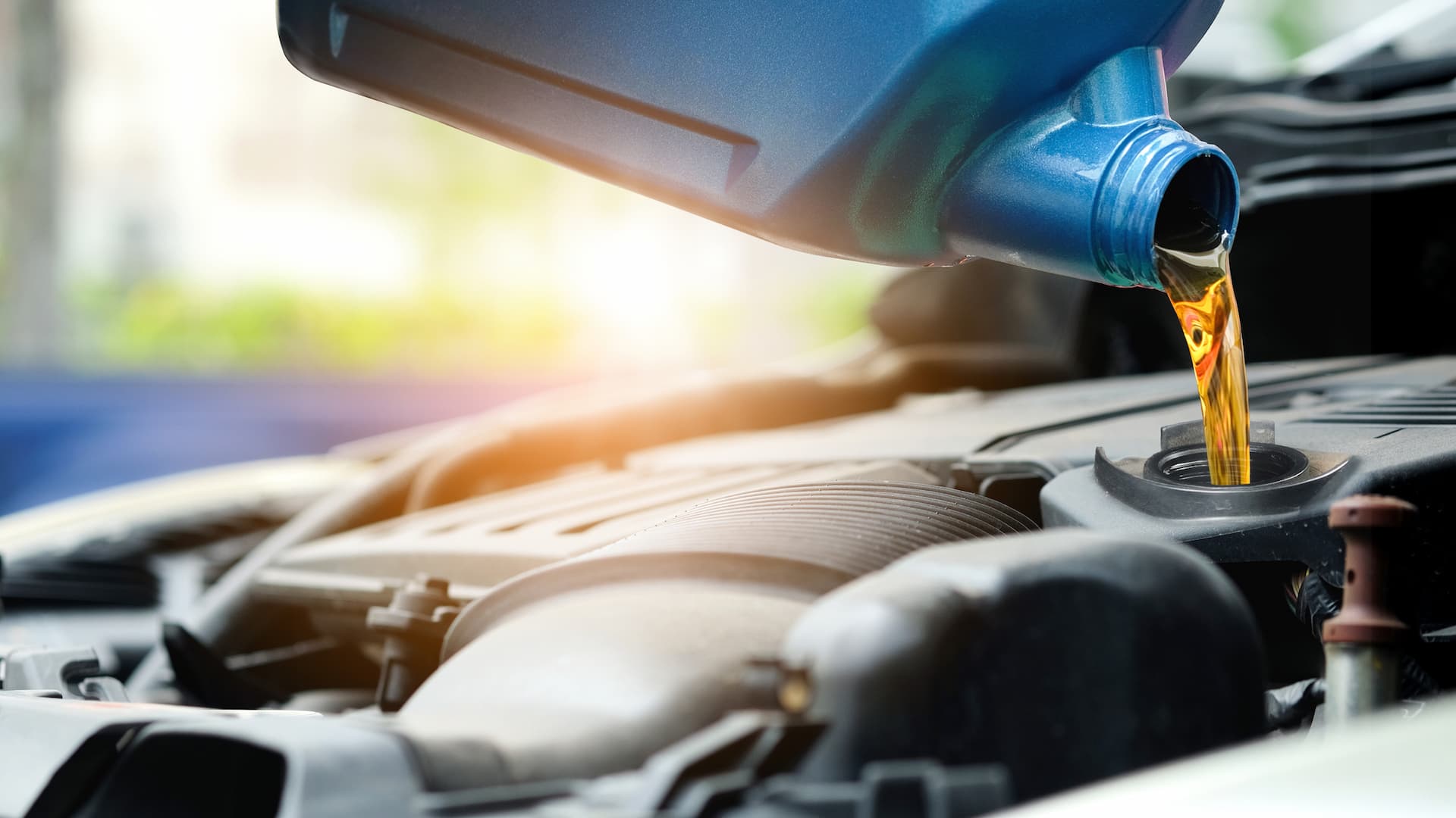 7 Low Engine Oil Symptoms Causes FAQs RepairSmith 7 Low Engine Oil Symptoms Causes FAQs RepairSmith